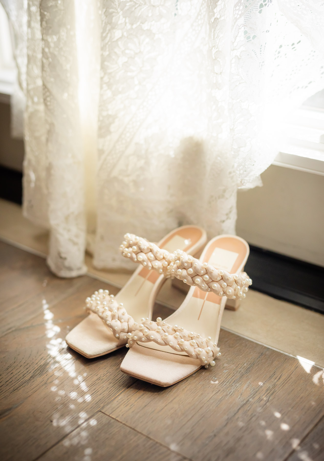 Magical Octagon Barn Wedding